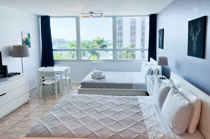Miami Beach affordable vacation studio with beautiful bay views